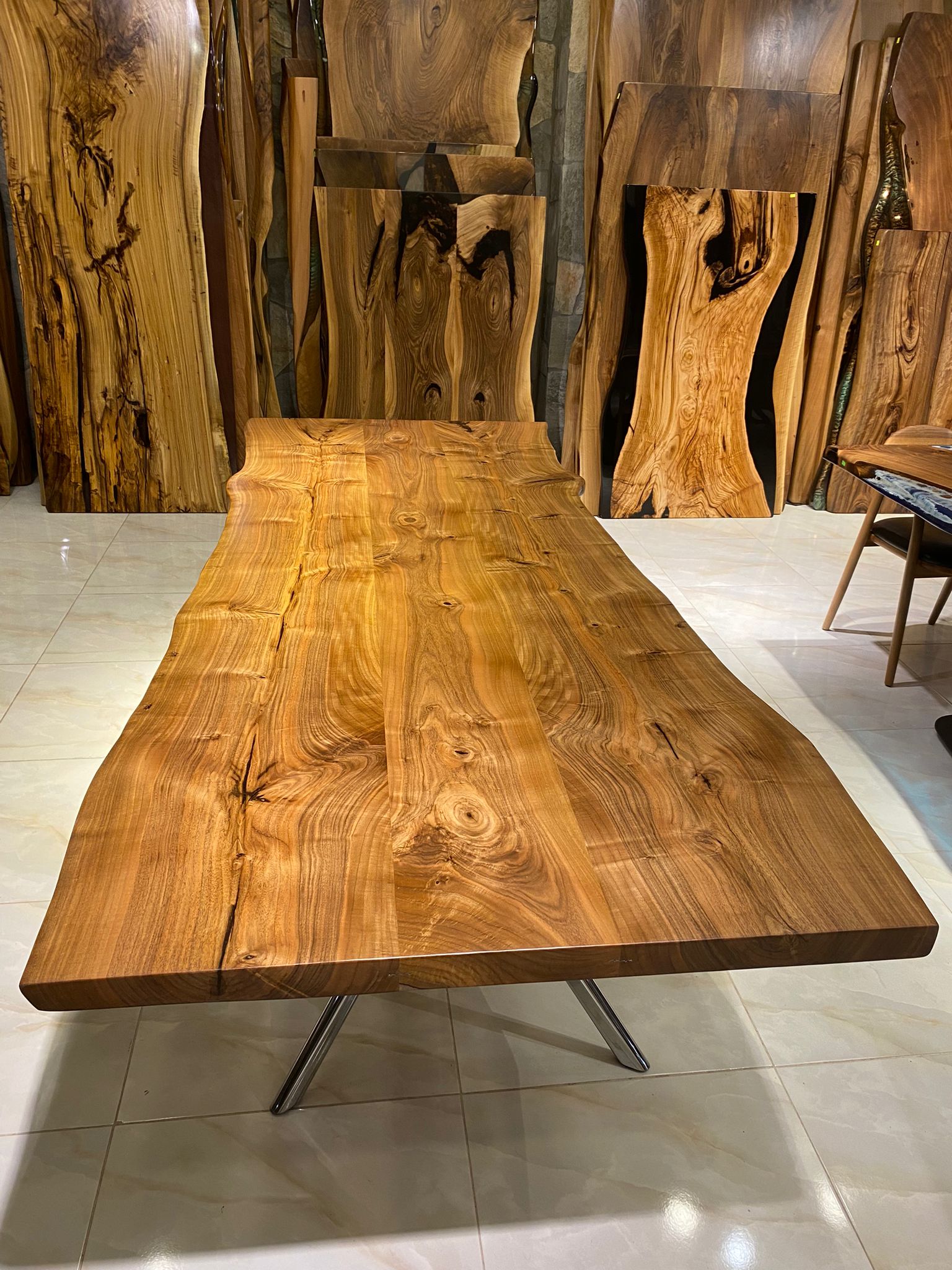 Walnut Wood Dining Tables – Gul Natural