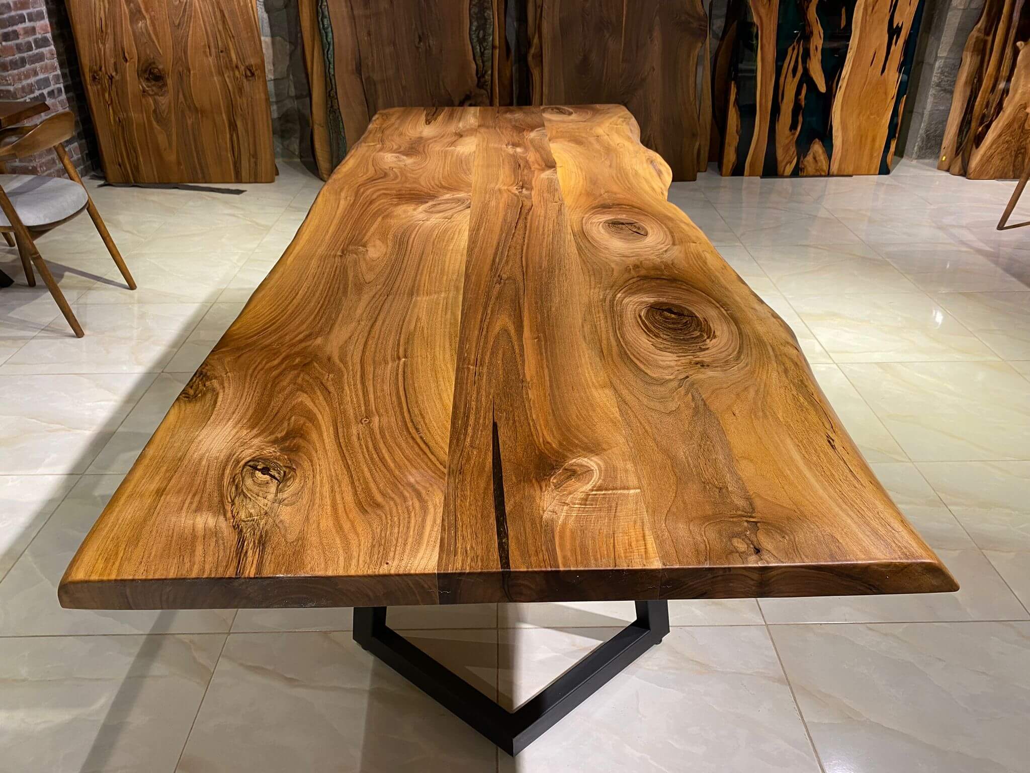 Walnut Wood Dining Tables – Gul Natural